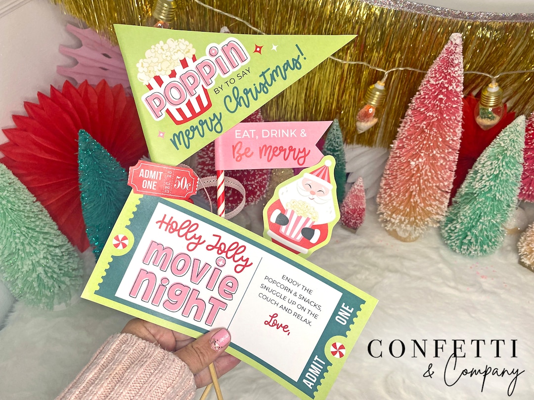 Christmas Movie Night Gift Basket Set, Retro Christmas Pennant Flags ...