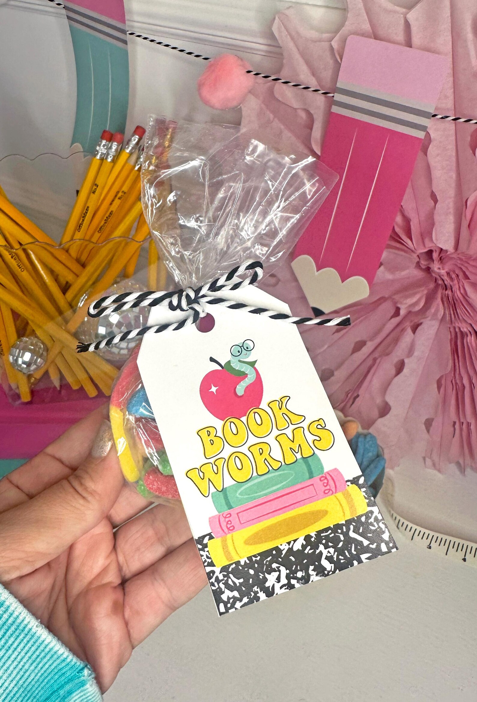 Printable Book Worms & Jitter Critters Gummy Worm Treat Tags for ...