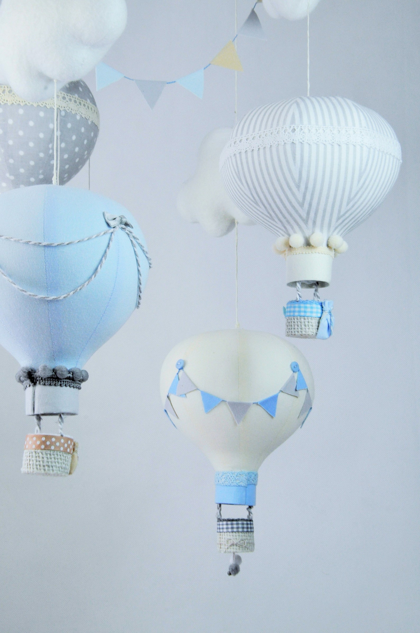 Hot Air Balloons Mobile for Baby Boy or Girl / Delicate Pastel - Etsy