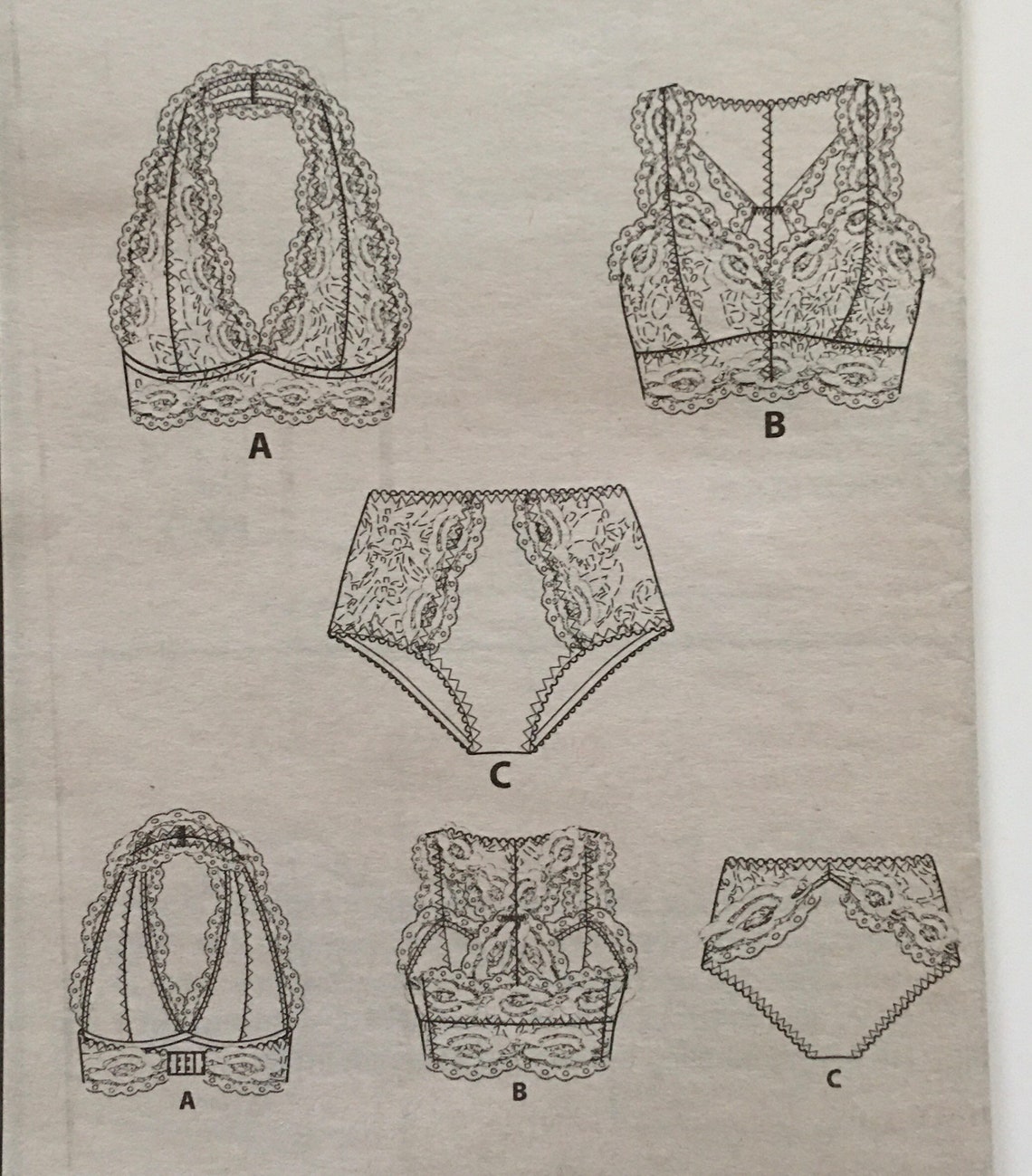 Simplicity 0749 Misses' Soft Cup Bras and Panties Bralette Halter ...