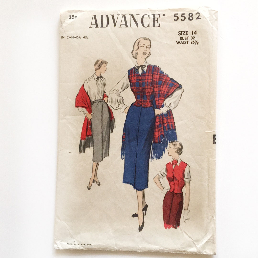 Vintage 1950s Advance 5582 Long or Short Sleeve Front Pleat Blouse ...