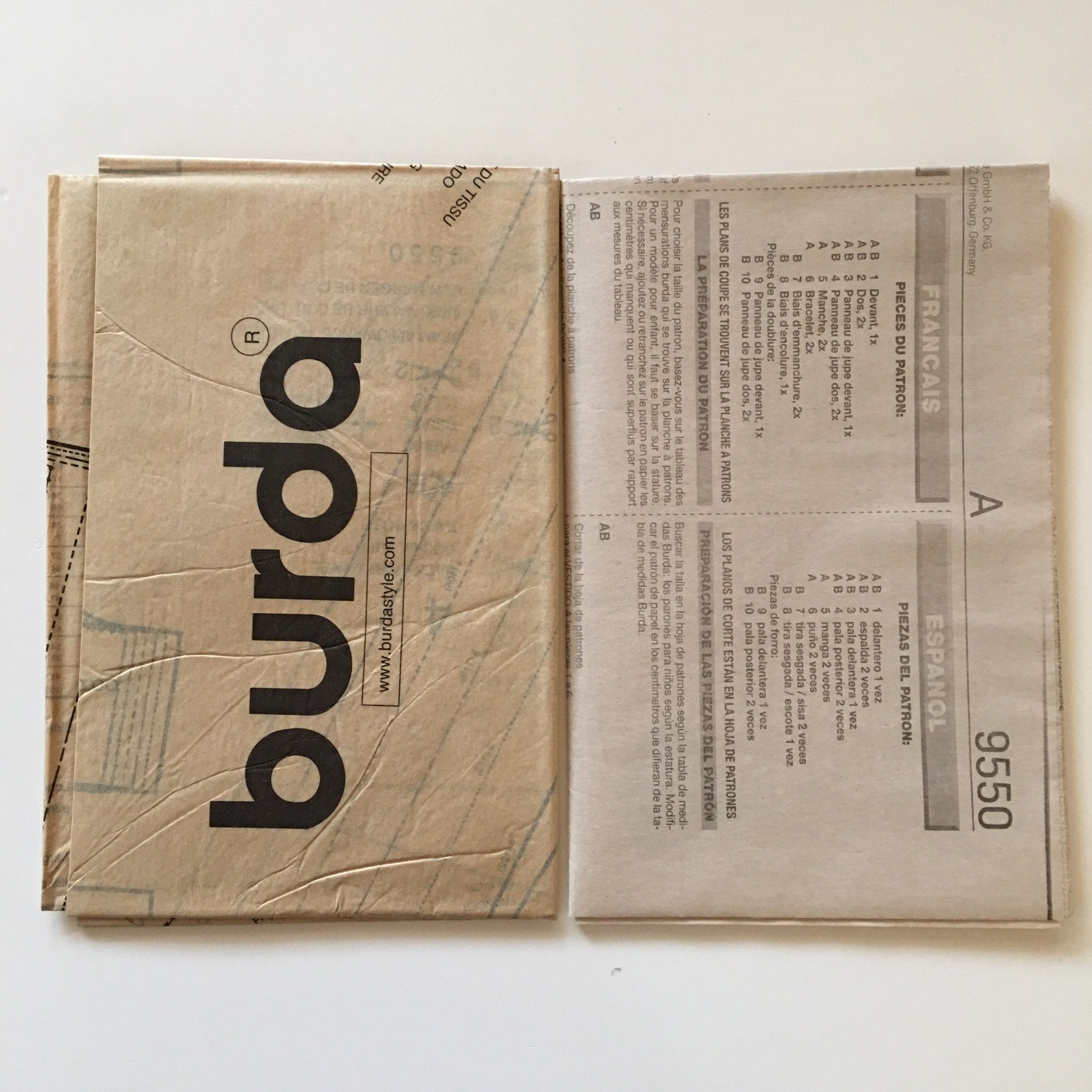 Burda 9550 Flower Girl Dress Puff Sleeve Special Occasion Bubble Dress ...