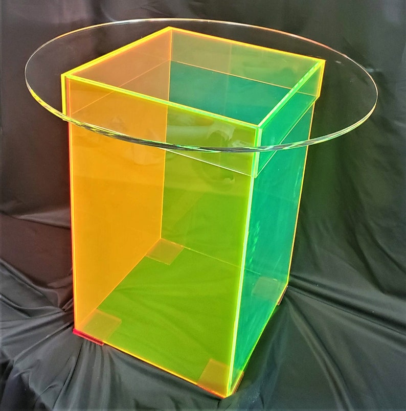 Acrylic-lucite Rainbow Table : 32" Dia Clear Top With 16" Pillar Base ...