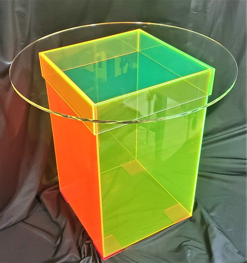 Acrylic-lucite Rainbow Table : 32" Dia Clear Top With 16" Pillar Base ...
