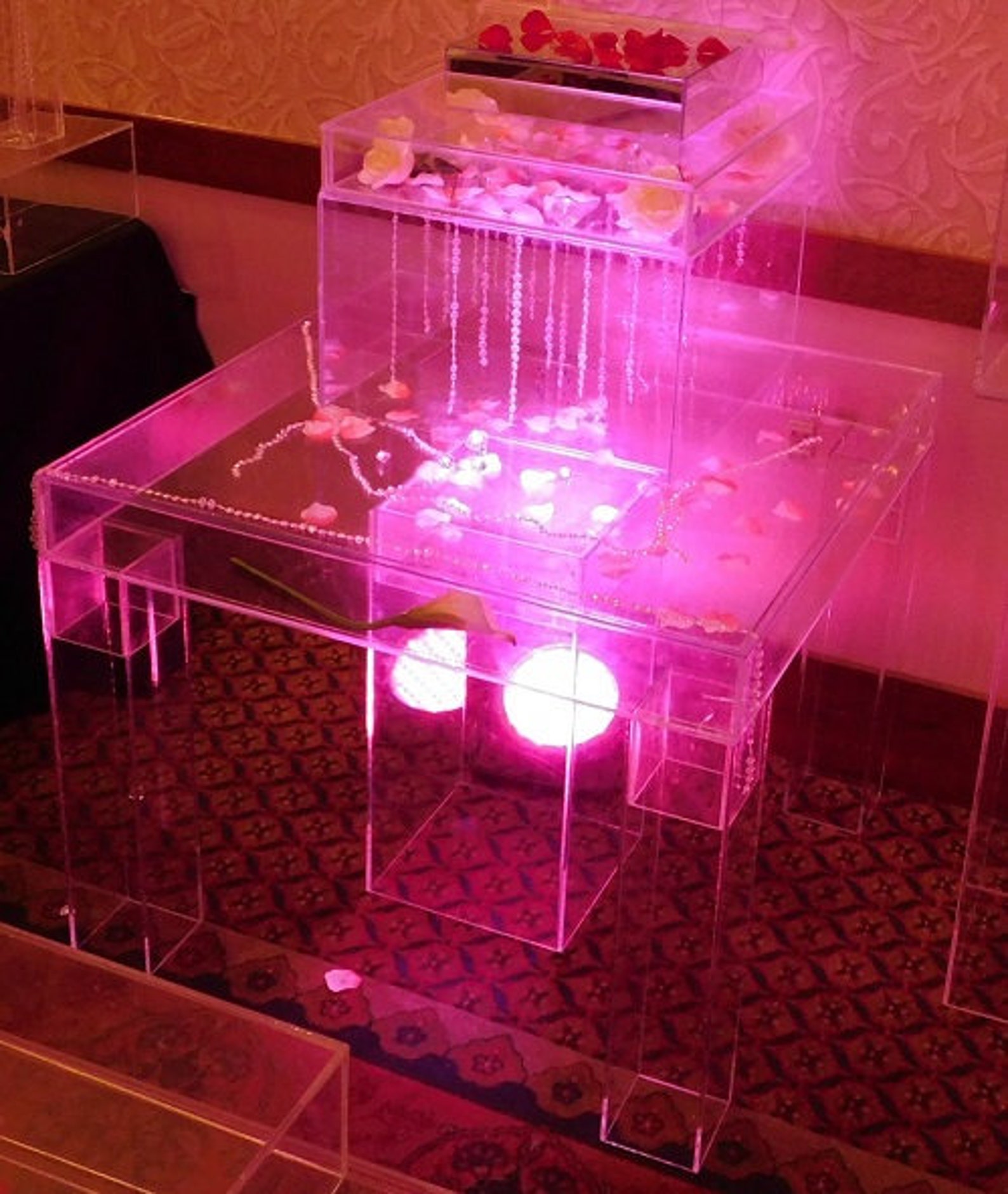Acrylic Deluxe Cake Table / Game Table Modular Top : Hand | Etsy