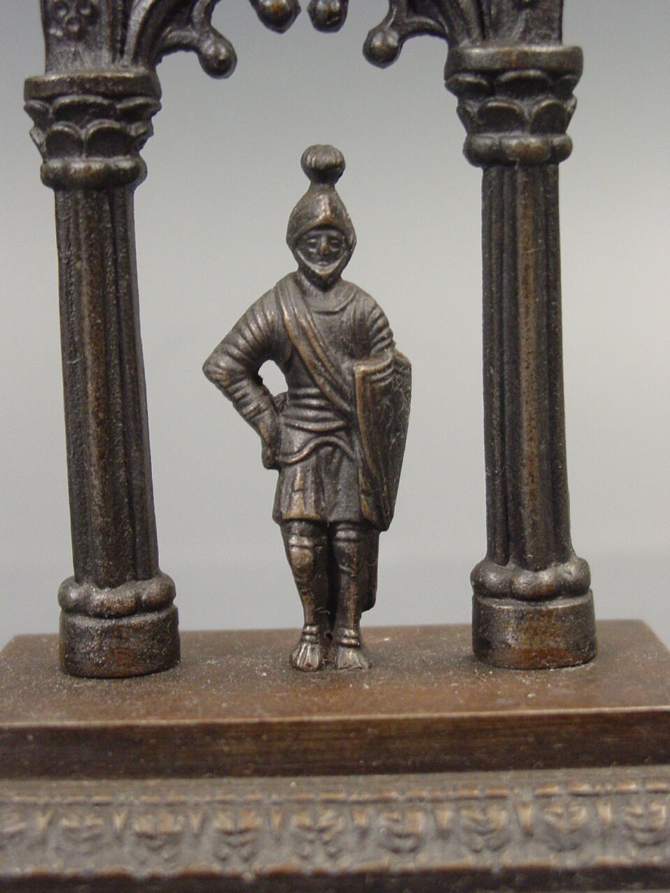 Pocket Watch Stand Antique SEEBASS BERLIN IRON Cast Historic Pattern ...