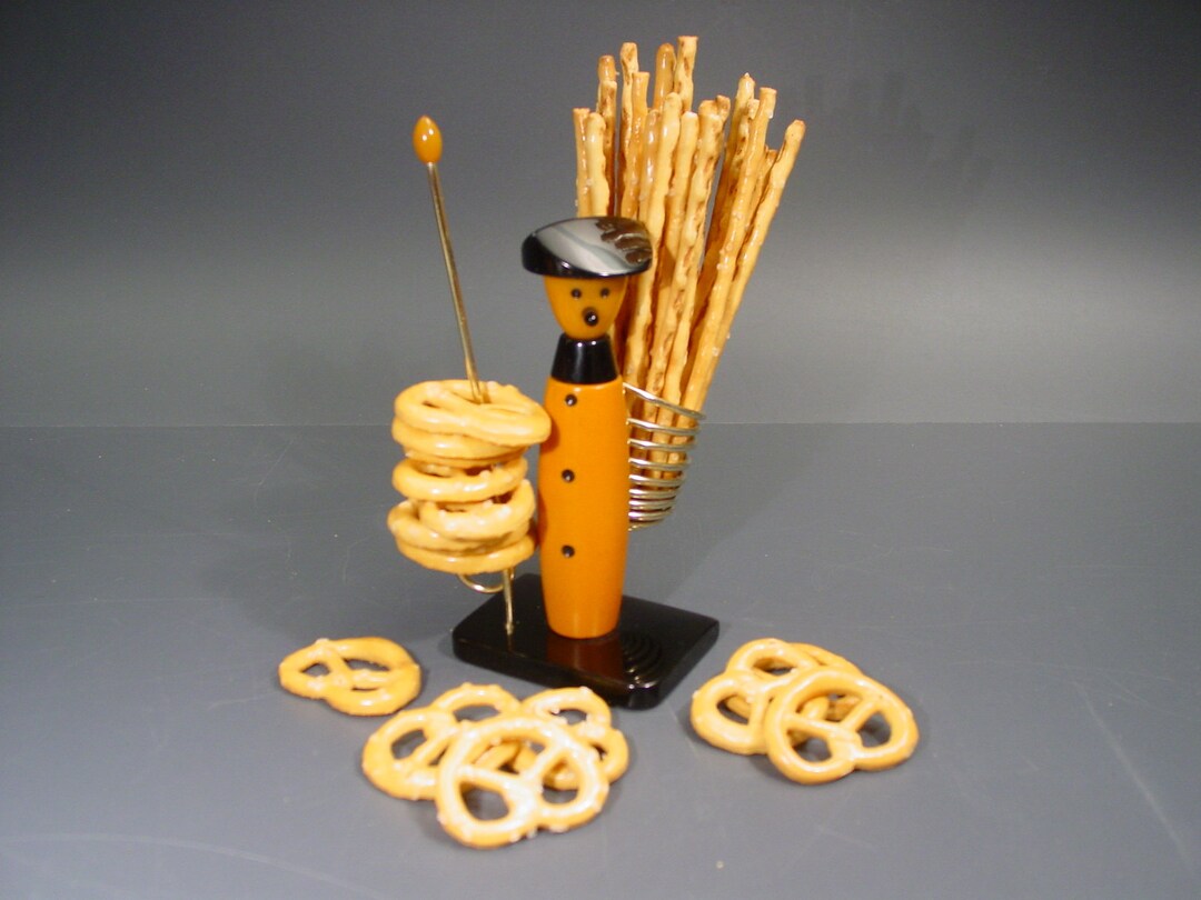 ART DECO Yellow Black BAKELITE Figure Pretzel Sticks Snacks Holder ...