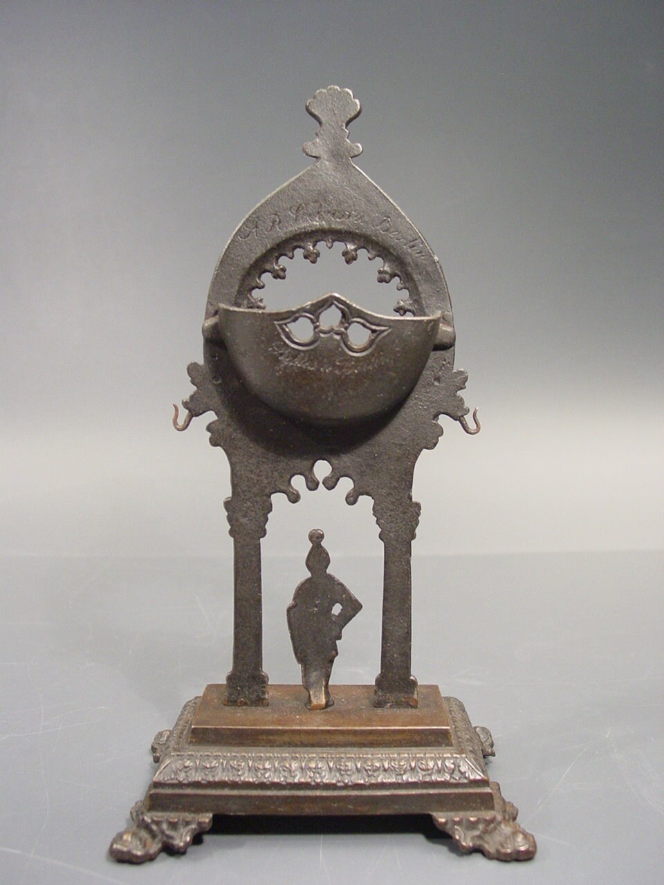 Pocket Watch Stand Antique SEEBASS BERLIN IRON Cast Historic Pattern ...
