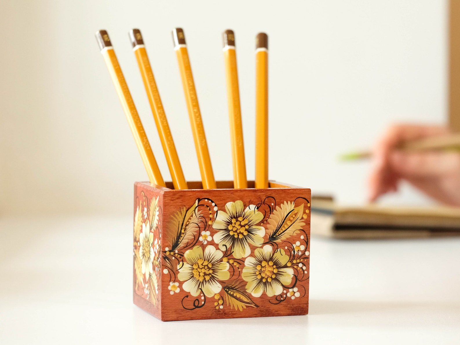 Wooden pencil holder Unique pencil cup White flower desk | Etsy