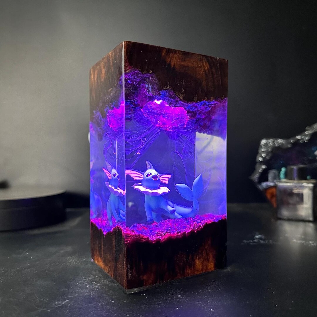 Vaporeon Po.ke.mon Epoxy Lamp, POKE.MON WORLD Resin Diorama Lamp ...