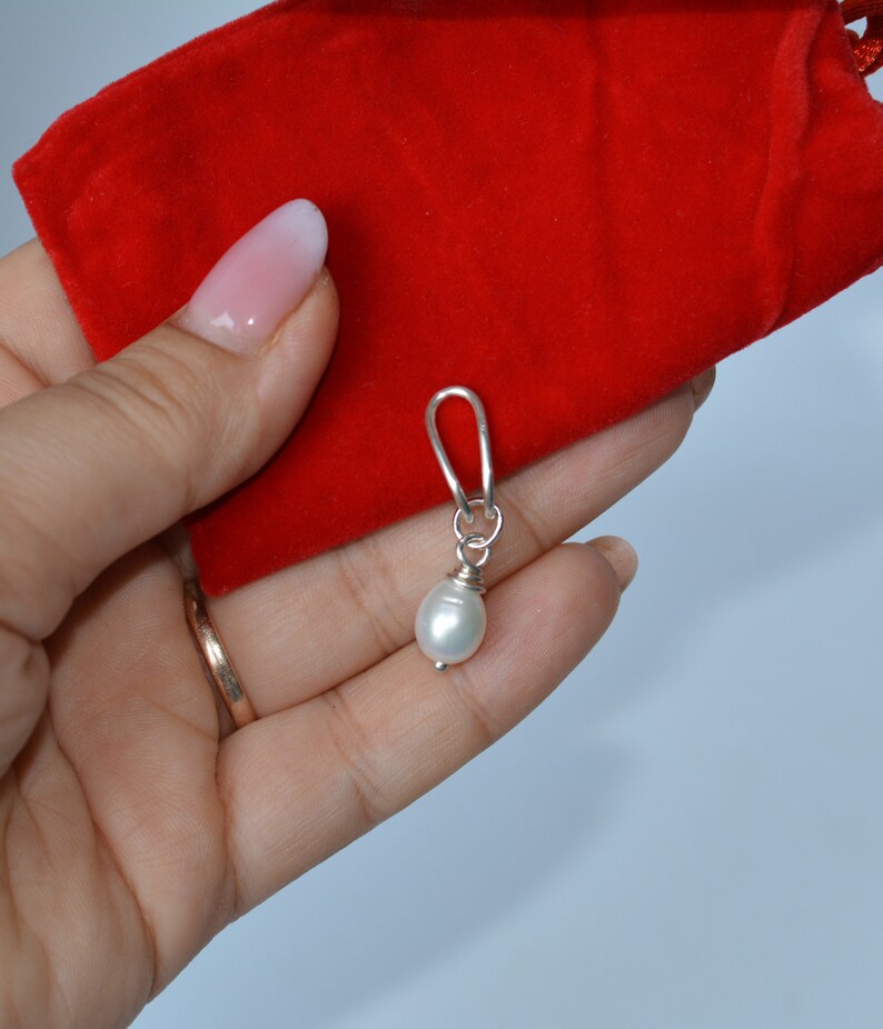 Pearl Labia Clip Delicate and Simple Non Piercing Body Jewelry - Etsy