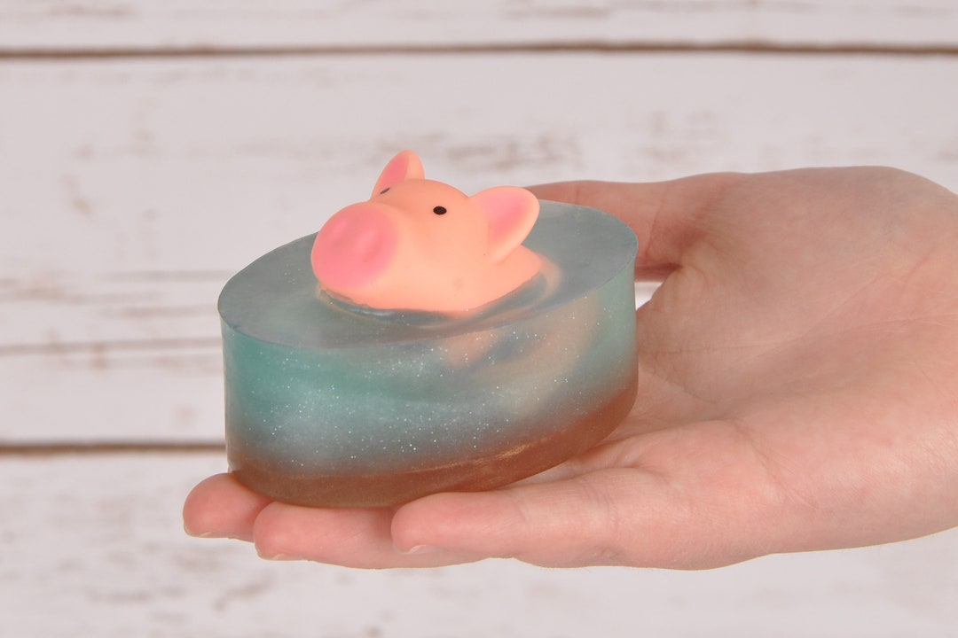 Pig Squeak Toy Scented Bar Soap, Pig Themed Gifts for Pig Lovers ...
