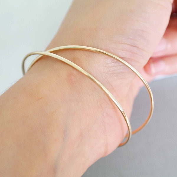 Minimalist Bangle - Etsy