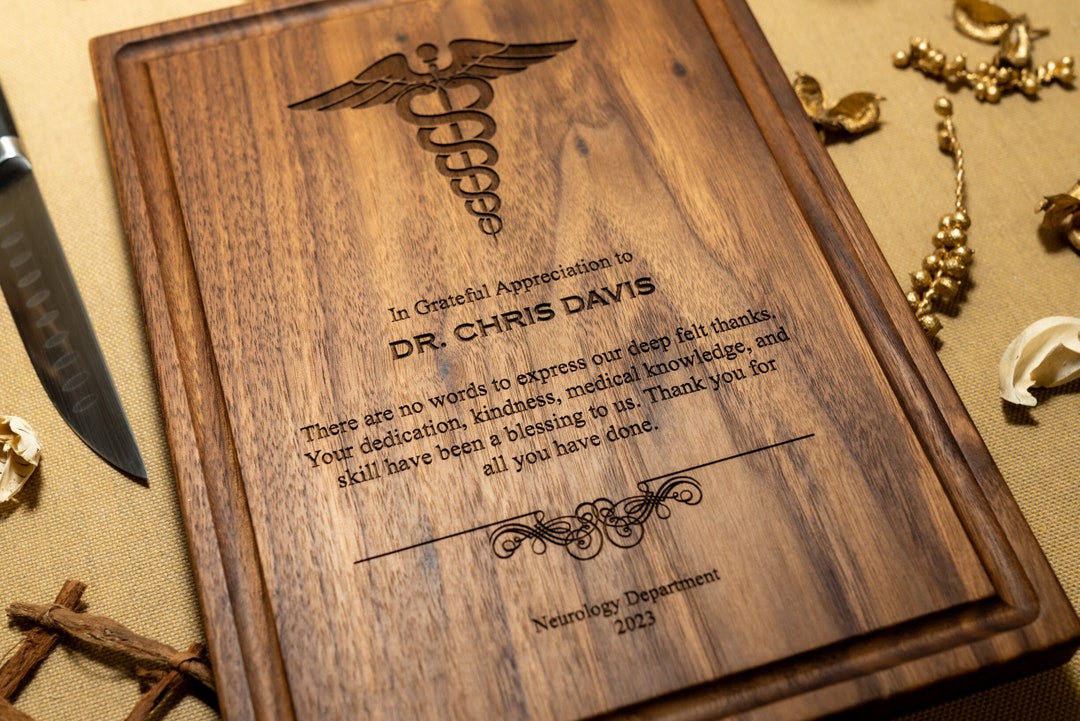 Personalized, Engraved Cutting Board With Medical Design for Doctor or ...