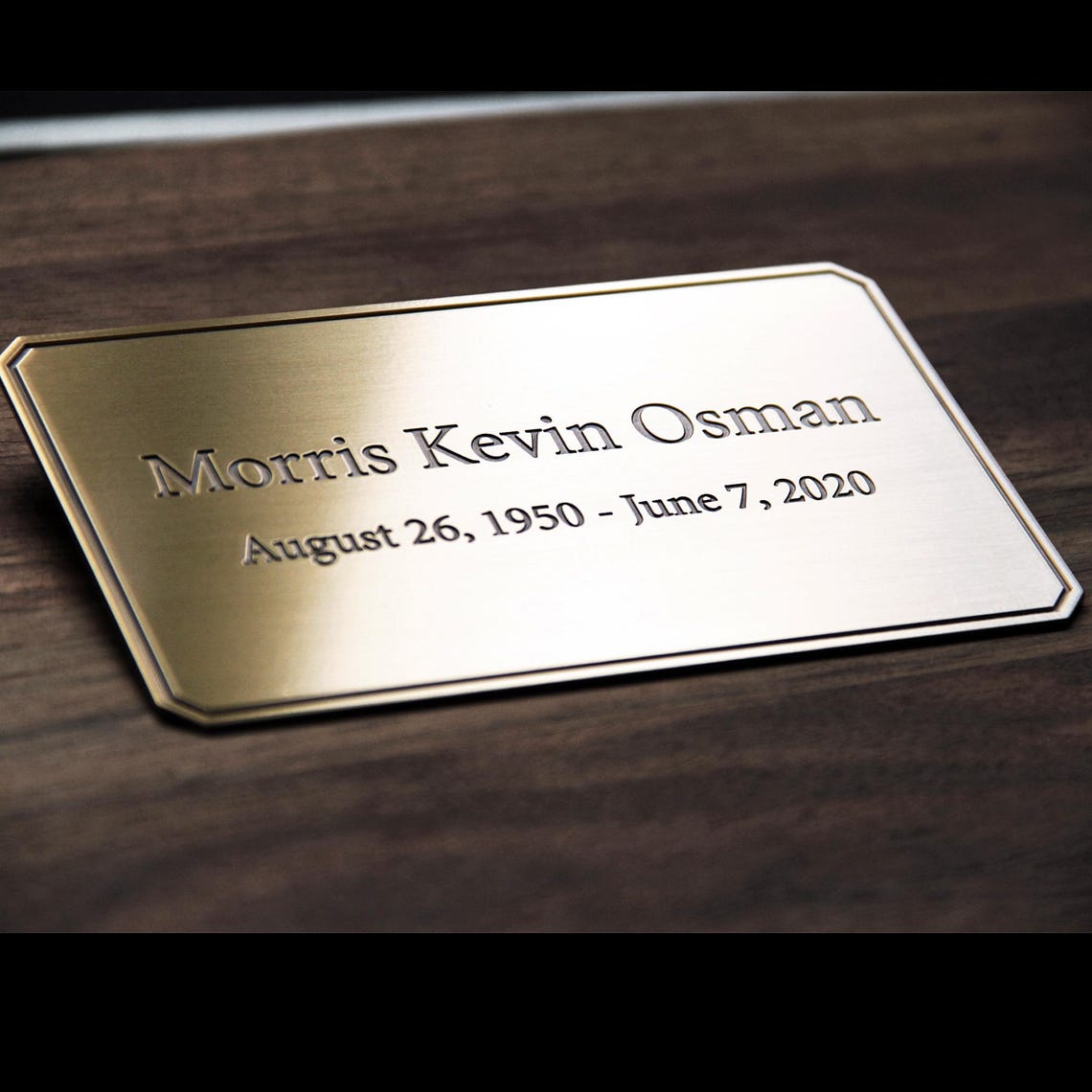 Memorial Brass Plaque, Engraved Brass Sign - Etsy