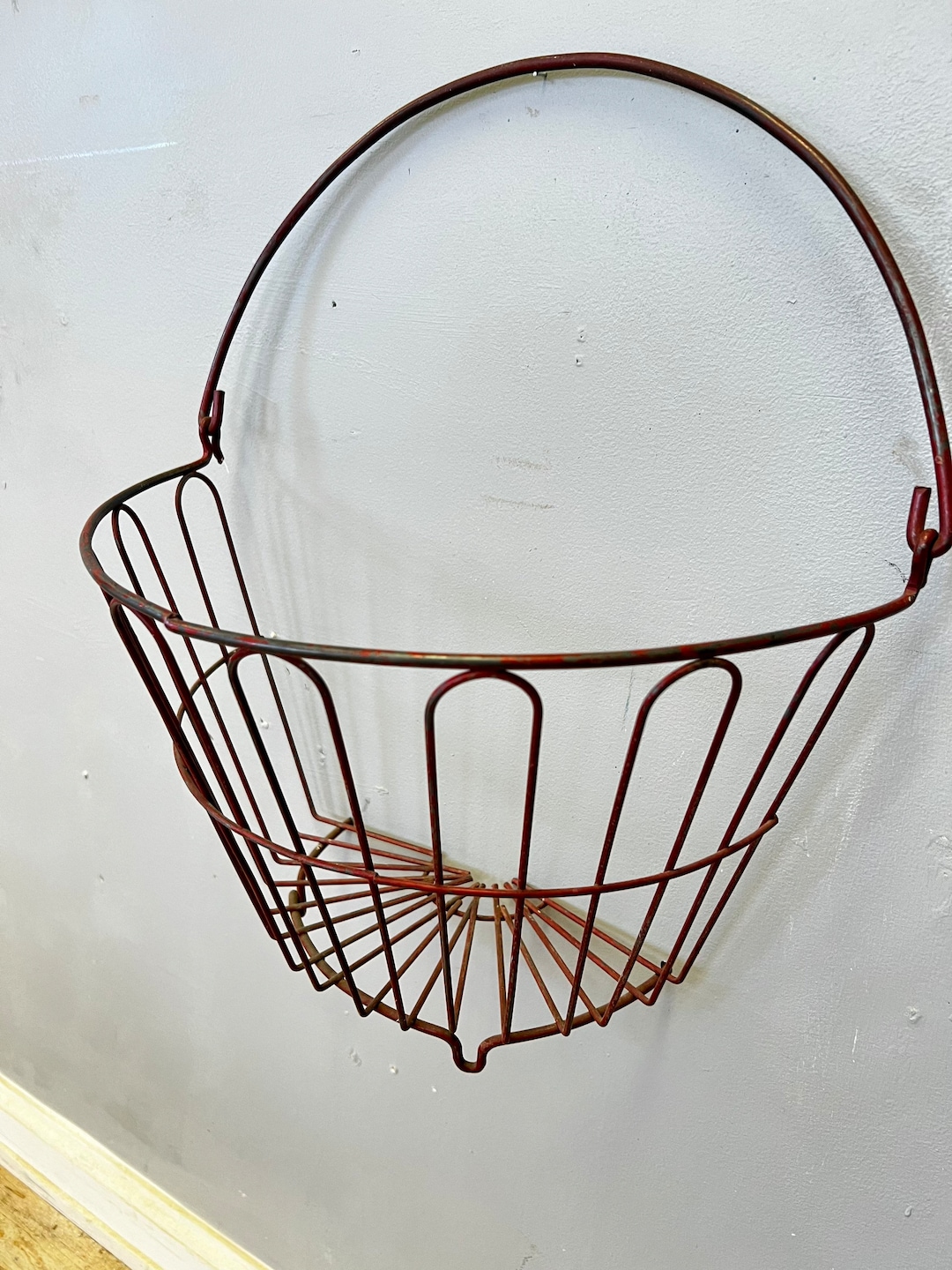 Red Wire Half Hanging Clam Basket - Etsy
