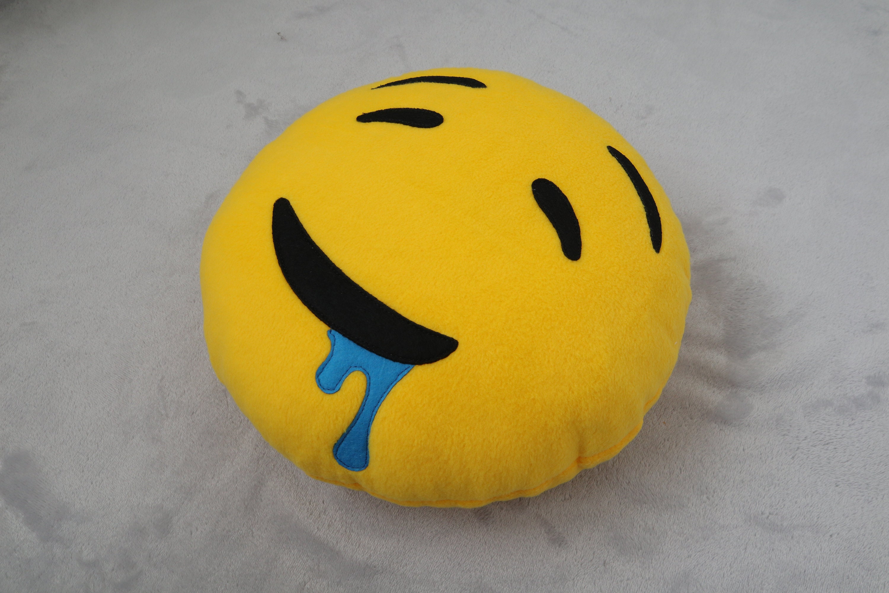 Drooling Face Emoji Pillow | Custom Emoji Cushion - Etsy