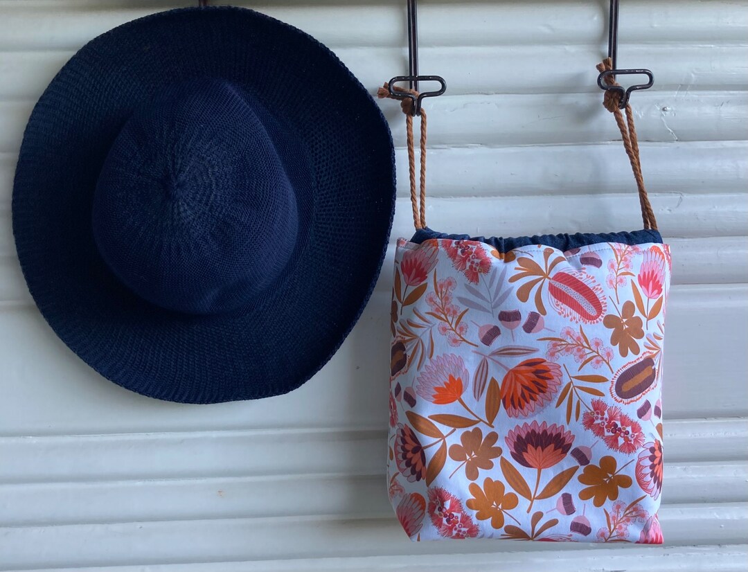 Jocelyn Proust Native Drill chubby Base Drawstring Bag / Sotak Pattern ...