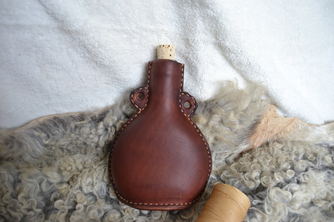 250 Ml 0.5 Pint Glass Leather Bottle Medieval Leather | Etsy
