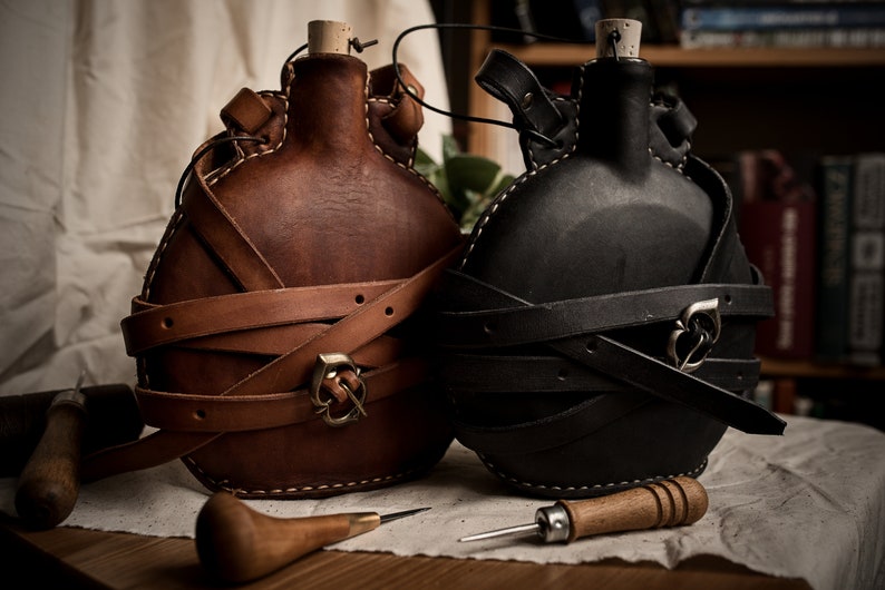 500 Ml 1 Pint Glass Leather Bottle Medieval Leather Flask - Etsy