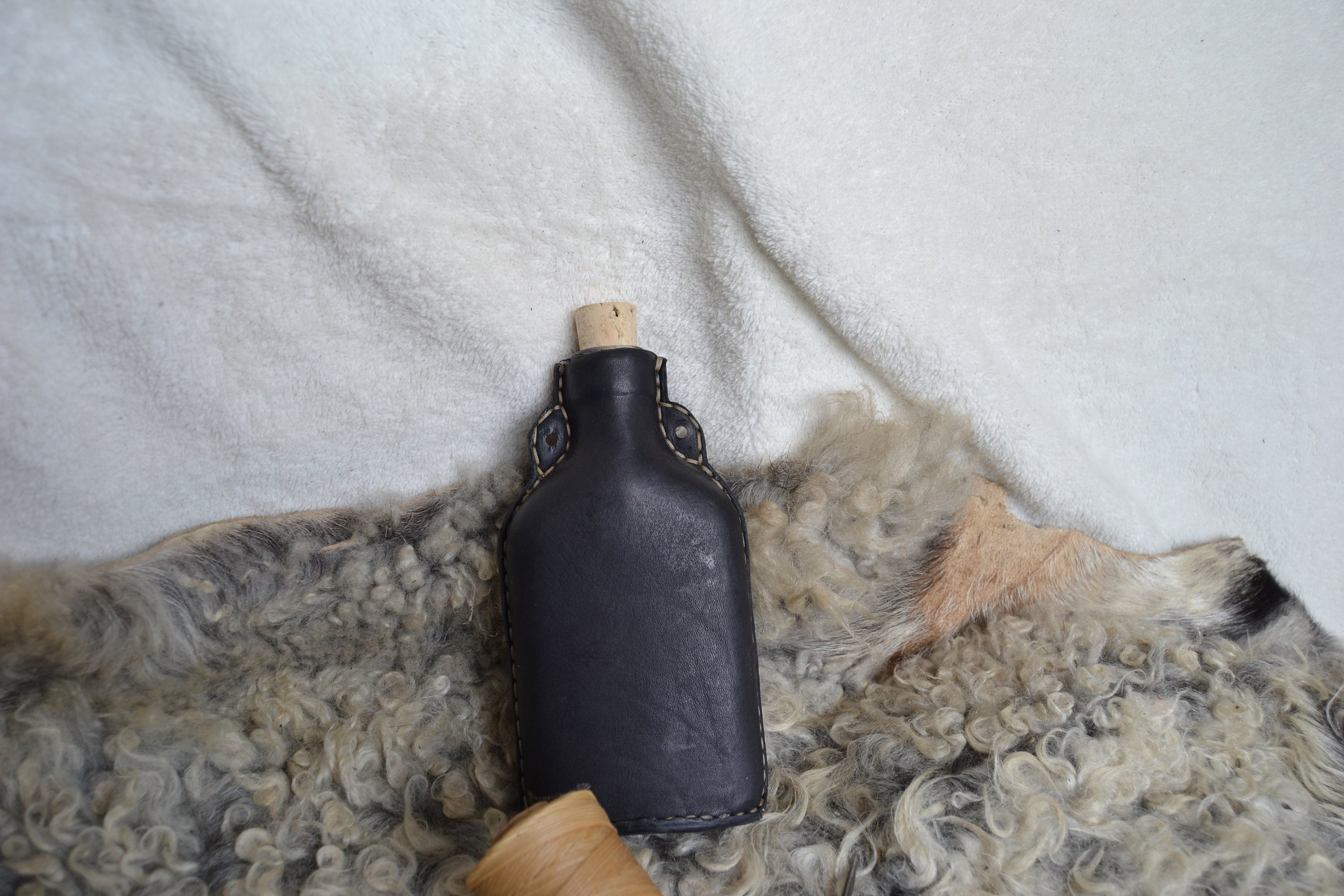 200 Ml 04 Pint Glass Leather Bottle Medieval Leather | Etsy