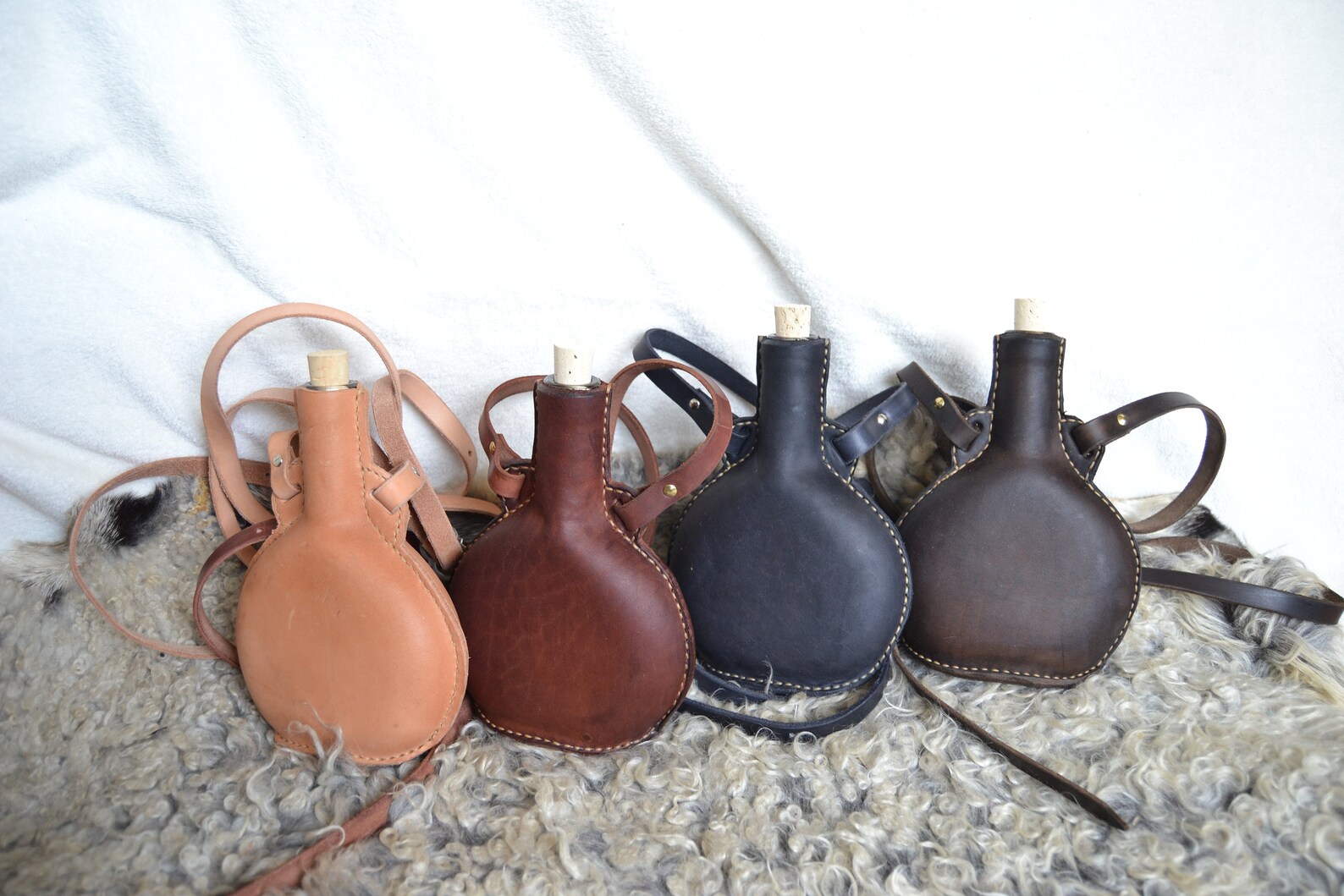 500 Ml 1 Pint Glass Leather Bottle Medieval Leather Flask - Etsy
