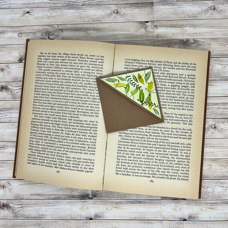 Corner Bookmark - Etsy