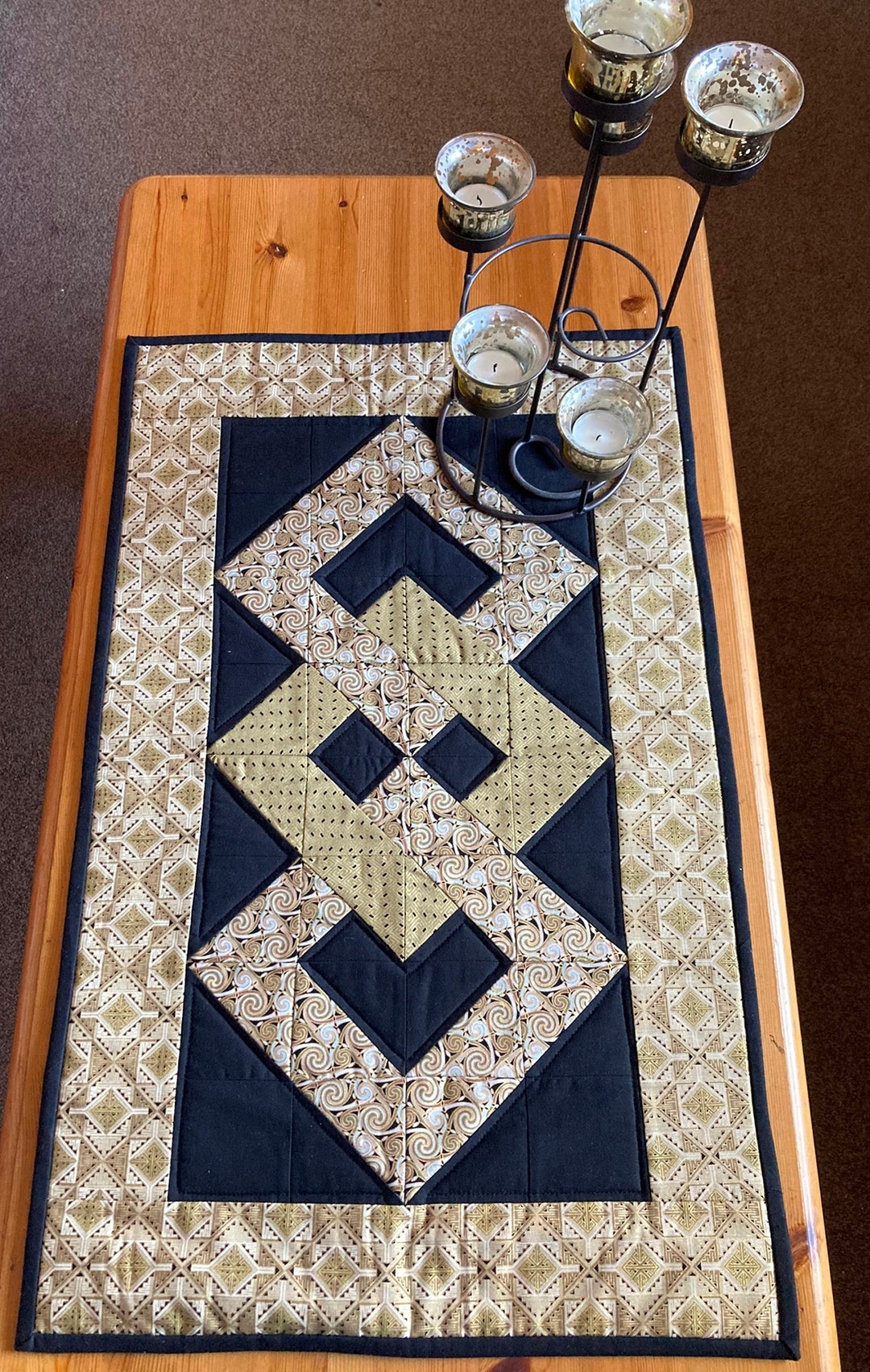 Interlocking Squares Table Runner, Black and Gold - Etsy