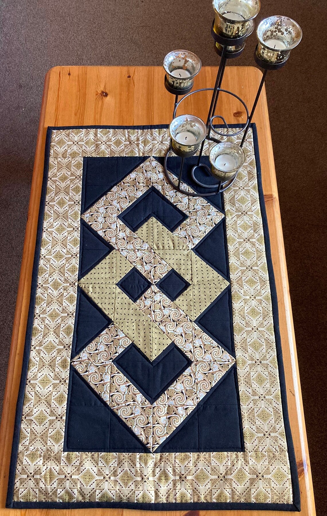 Interlocking Squares Table Runner, Black and Gold - Etsy