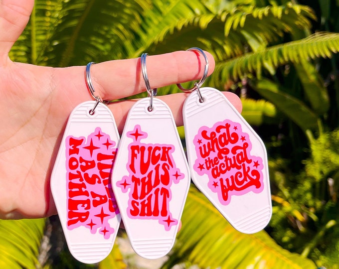 Funny Retro Keychain, Retro Motel Keychain, Cute Retro Style Hotel ...