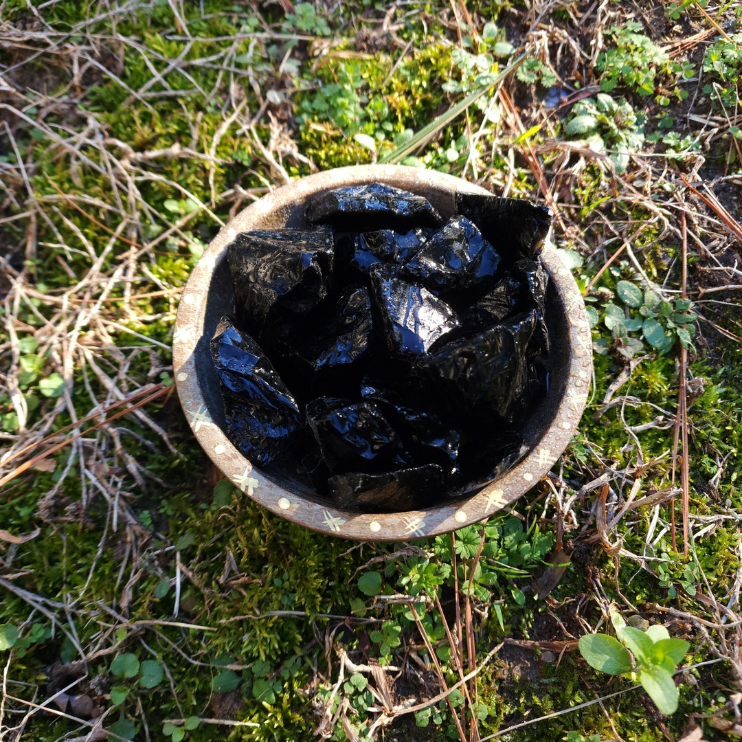 Obsidian - Natural Black Volcanic Glass Obsidian - Etsy
