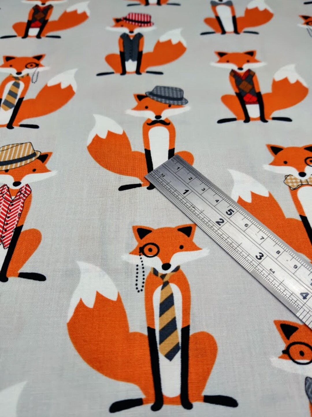Foxes in Clothes and Glasses Material Fox and the Houndstooth Cotton ...