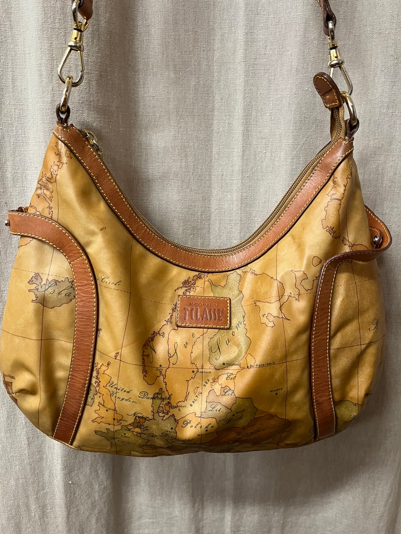 ALVIERO MARTINI 1st Class Map of Europe Print Pochette Vintage Shoulder ...