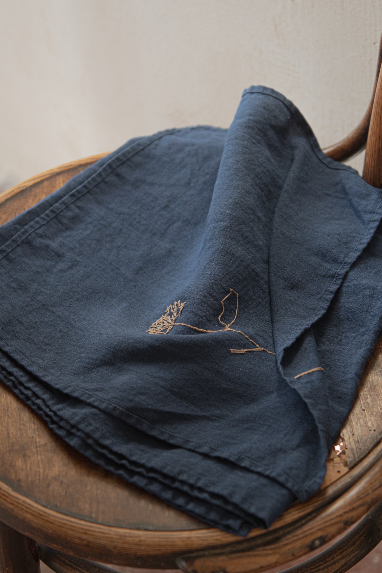 Linen Table Napkin | Handmade Embroidered Cloth Dinner Napkin - Etsy