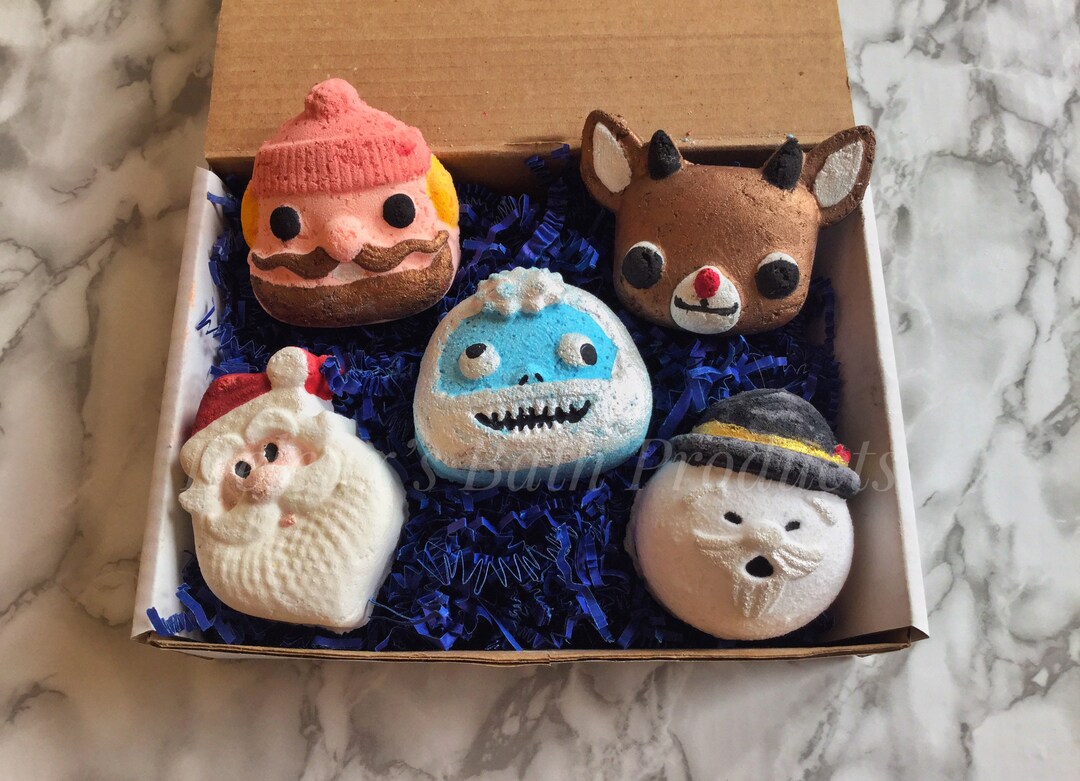 Christmas Bath Bomb Set. Reindeer Bath Bomb. Bumble Bath Bomb. Santa ...
