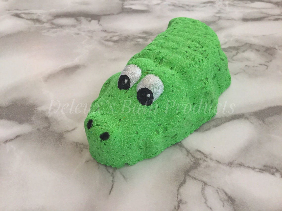 Crocodile Bath Bomb. Alligator Bath Bomb. Crocogator Bath | Etsy