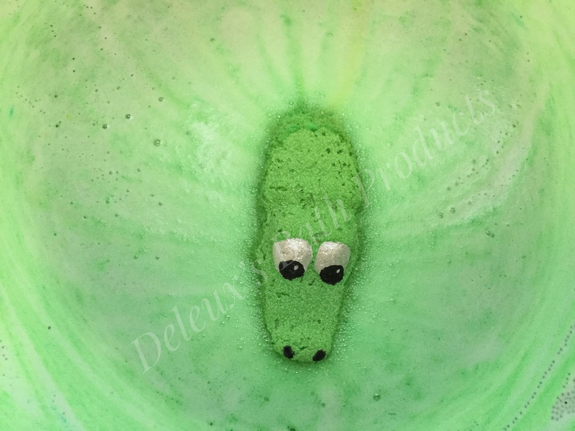 Crocodile Bath Bomb. Alligator Bath Bomb. Crocogator Bath | Etsy