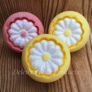Daisy Bath Bomb. Hello Daisy Bath Bomb. Valentines Gift. Birthday Gift ...
