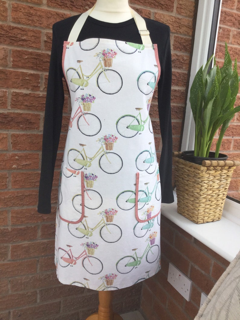 Ladies Bike Pattern Apron, Bikes, Bicycles, Aprons, Cycles, Cream - Etsy UK