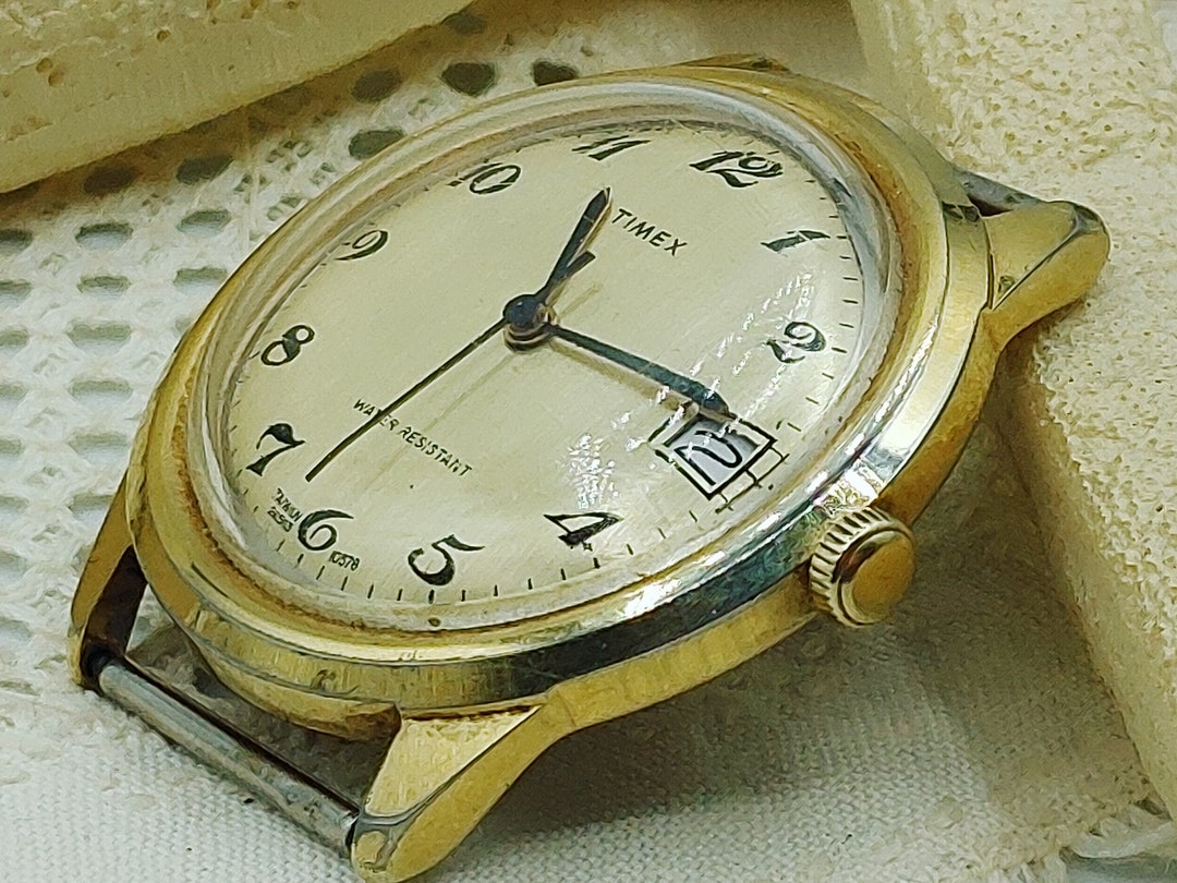 Vintage Timex Watch Windup Mechanical With Convex Bubble Glass Front ...