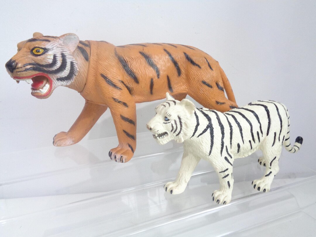Pair of Vintage Tiger Toy Model Figures by Bullyland and Imperial - Etsy
