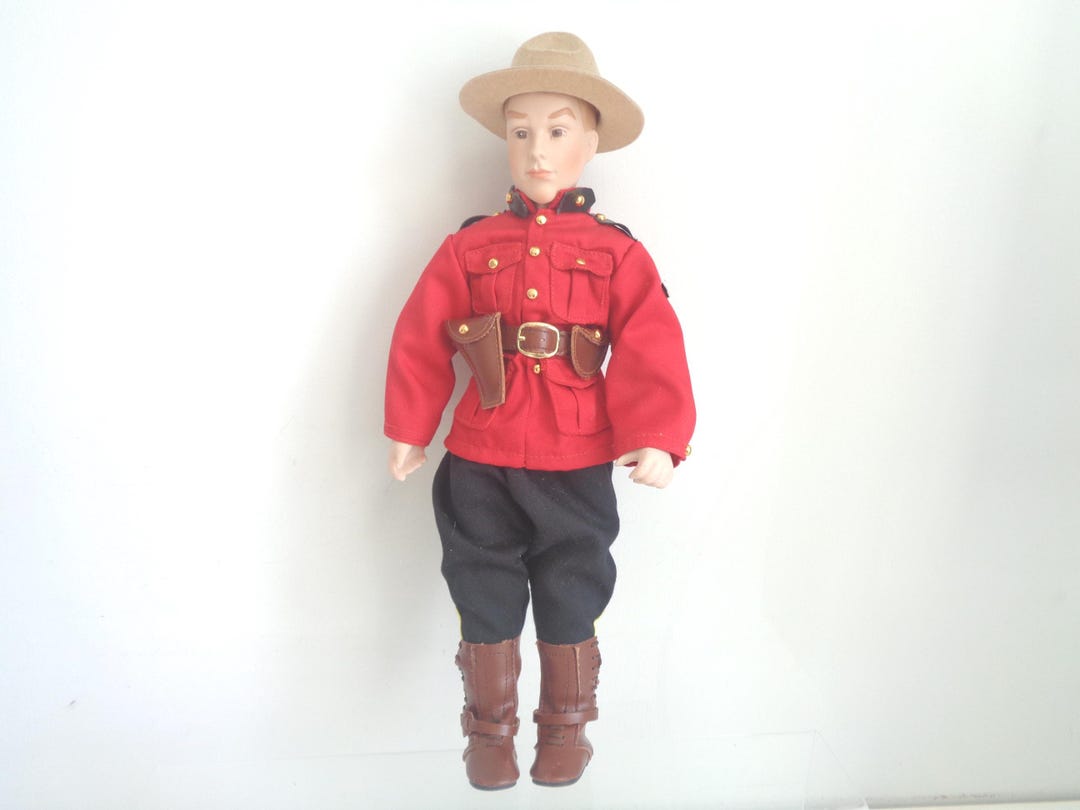 Canadian Mountie Porcelain Doll Figure by Avonlea, Canada 13 Inch Tall ...