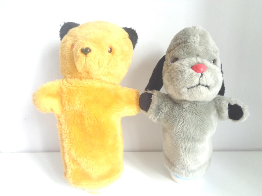 Vintage Sooty and Sweep Soft Plush Toy Hand Puppets Both With Squeakers ...
