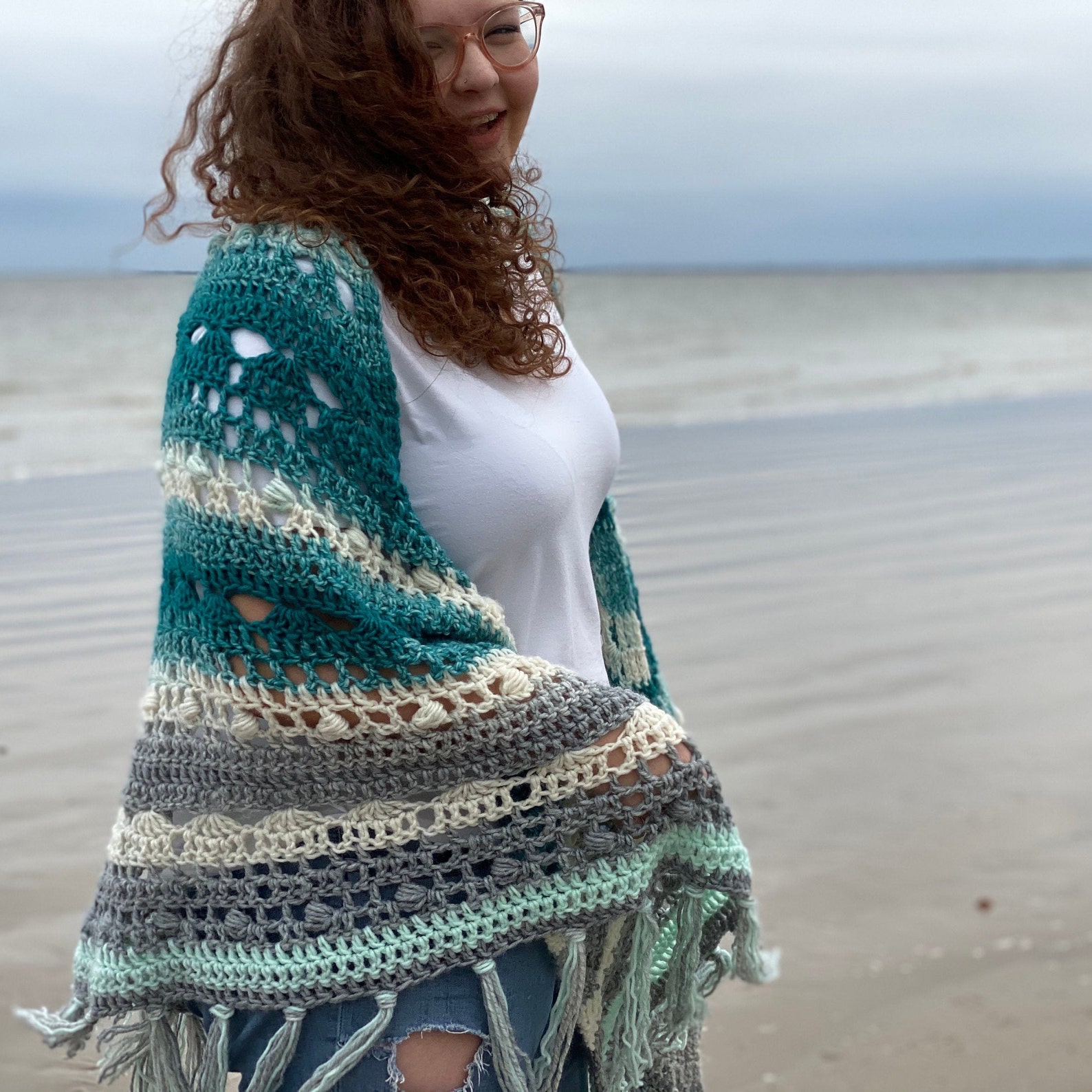 Wrap up Easy Bulky Crochet Shawl Pattern Large Plus Size by Rebecca ...