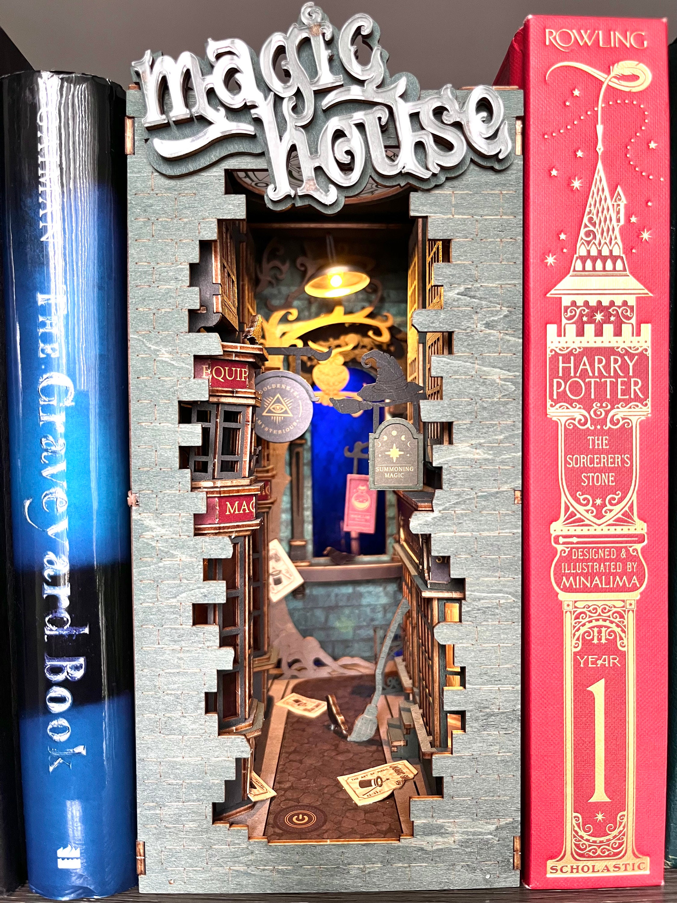 Magic Alley Bookshelf Insert Diagon Alley Bookshelf Diorama Miniature ...