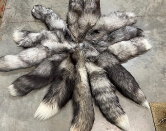 One ( 1 ) Beautiful, LARGE, Hybrid, Ranch RED FOX Tails, With Key Chain ...