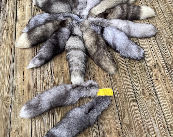 One ( 1 ) Beautiful, LARGE, Hybrid, Ranch RED FOX Tails, With Key Chain ...