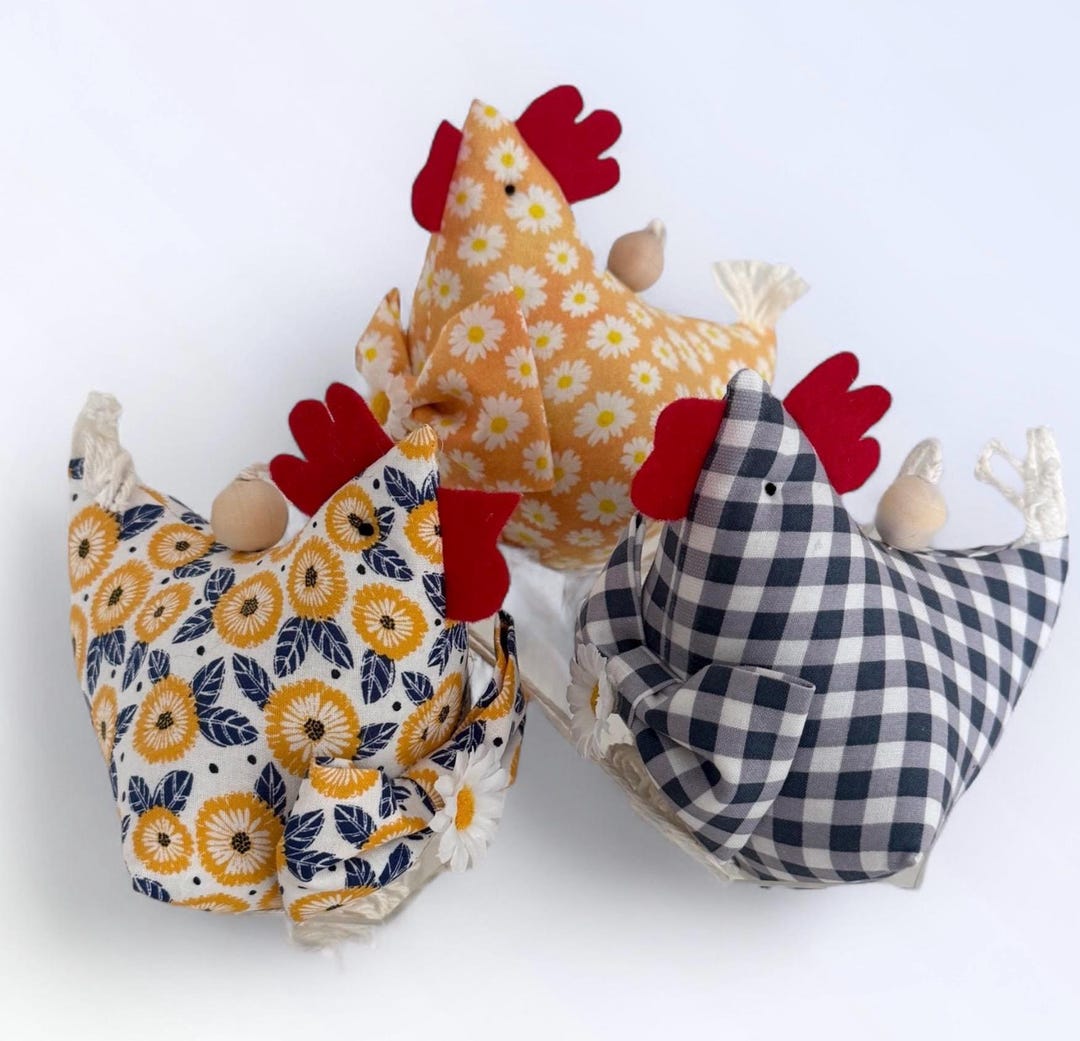 Chickens on Twine - Door Hanger Garland - Stuffed Chicken - Tier Tray ...
