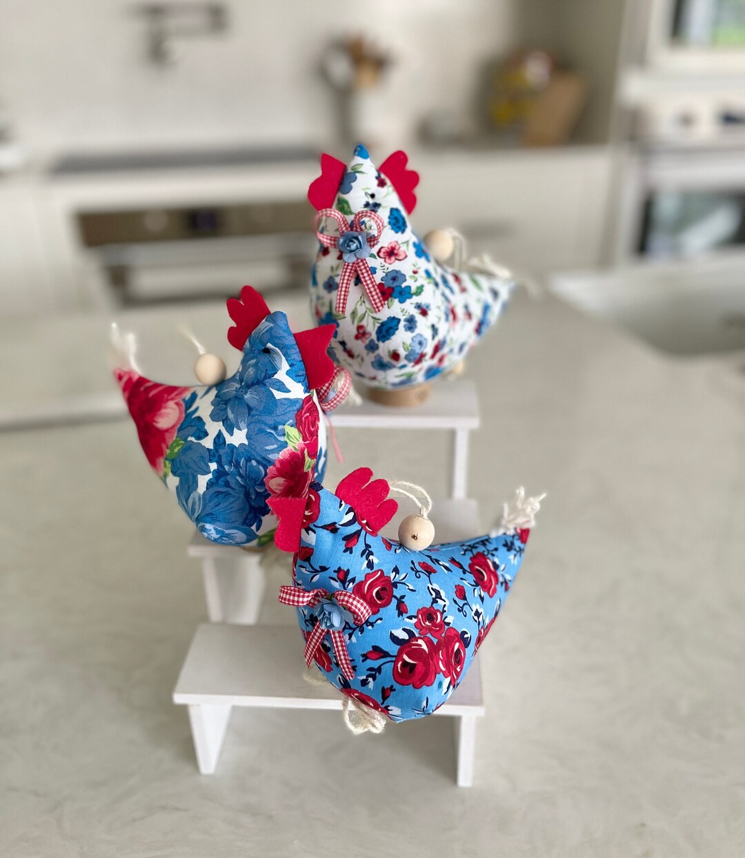 Chickens on Twine Door Hanger Garland Stuffed Chicken Tier Tray ...