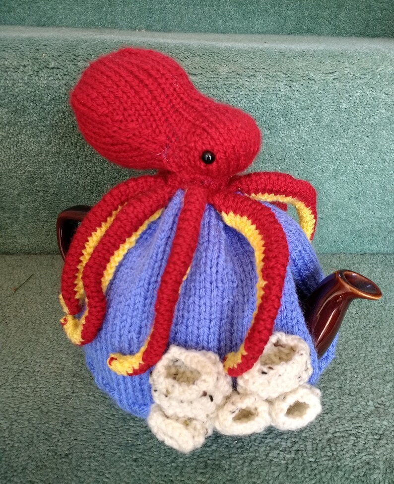 Octopus Tea Cosy, Handmade Knitted Tea Cosy Perfect for Gifts for the ...